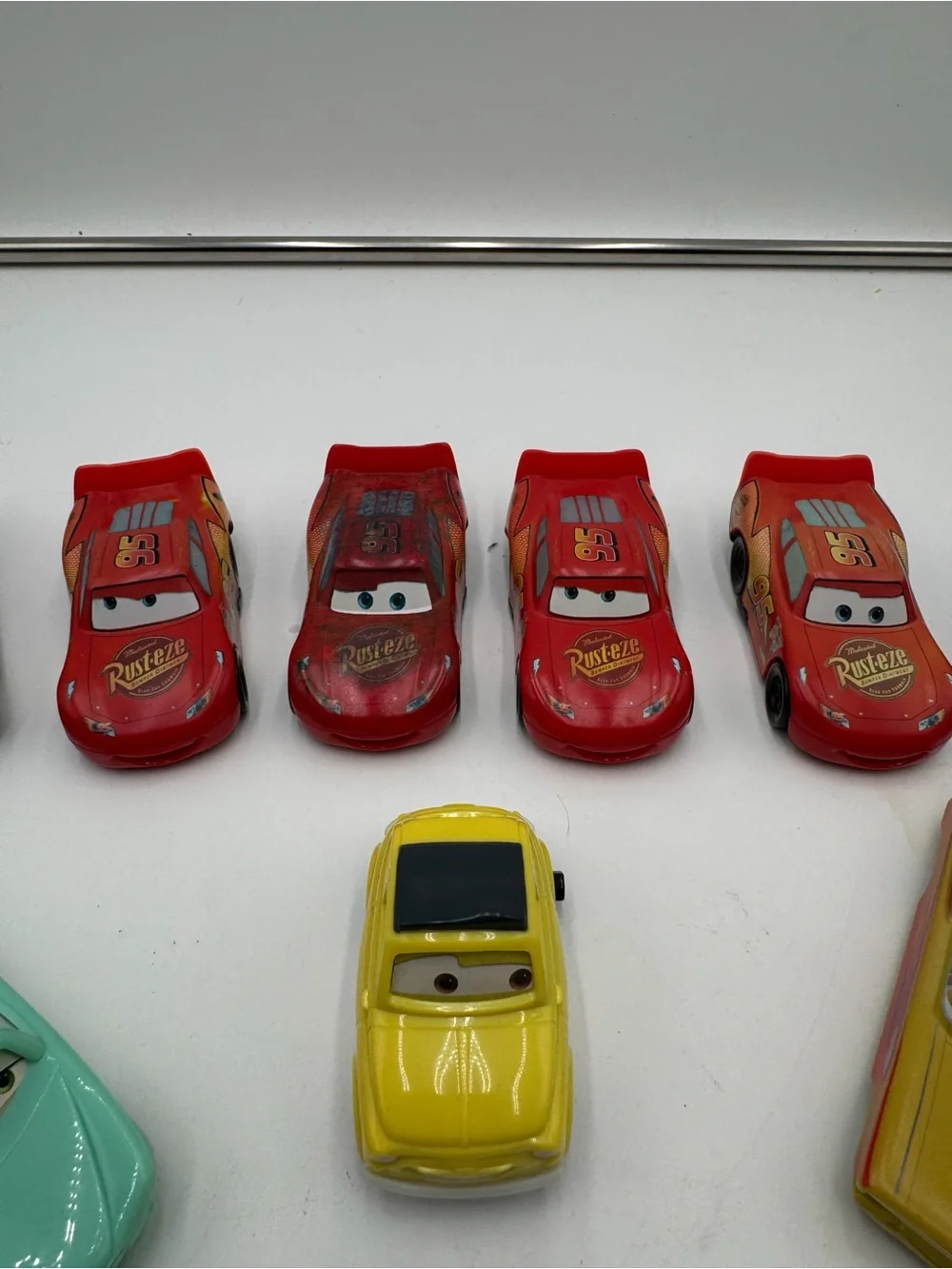 Disney | Toys | Disney Pixar Cars Lot 2 Pull Back Vehicles Lightning ...